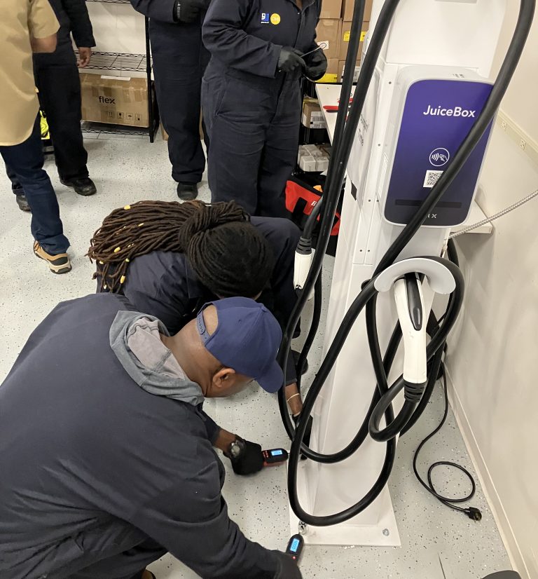 Meet Donna (A Clean Tech Story) | Goodwill of North Georgia